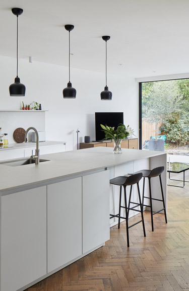 4011 Cloudburst Concrete Mineral Benchtop Surface| Caesarstone Studio