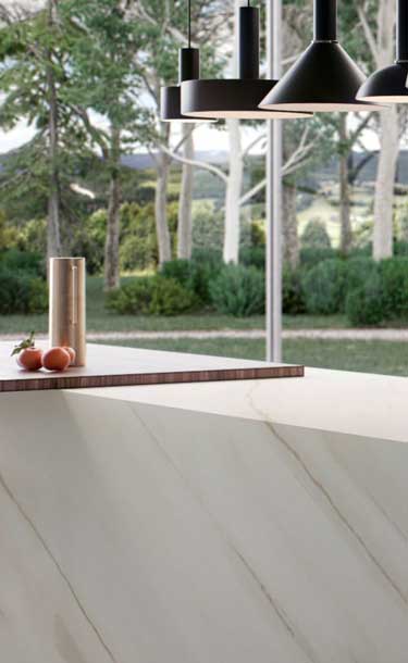 502 Sleet Porcelain Benchtop Surface | Caesarstone Studio