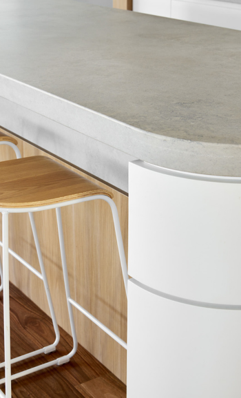 4044 Airy Concrete Mineral Benchtop Surface | Caesarstone Studio