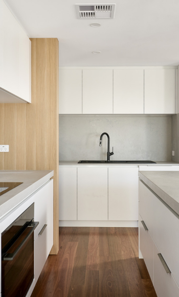 4044 Airy Concrete Mineral Benchtop Surface | Caesarstone Studio