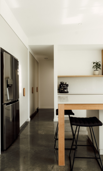 5110 Alpine Mist Mineral Benchtop Surface | Caesarstone Studio