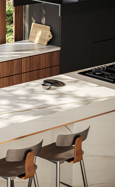 502 Sleet Porcelain Benchtop Surface | Caesarstone Studio